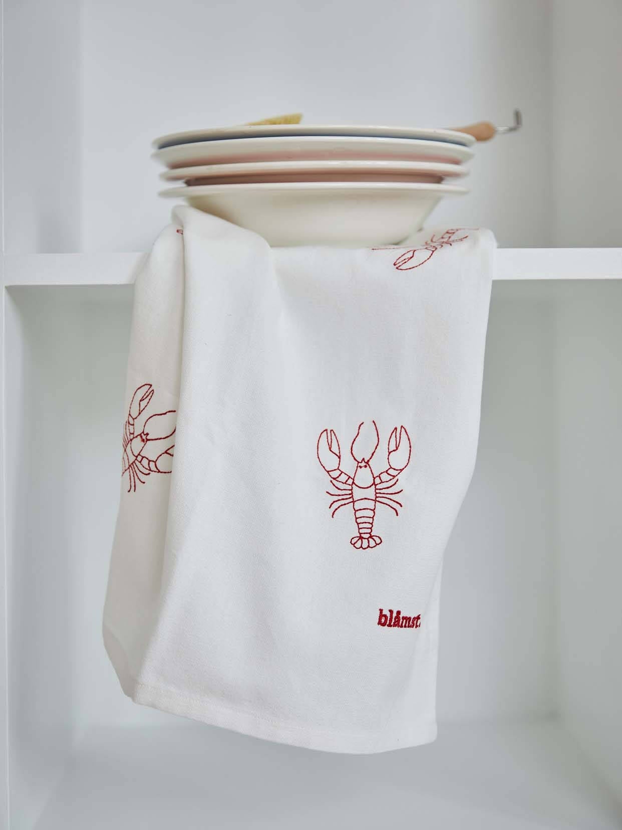 Hummer Dug⎜Skab en unik borddækning med broderi – blåmst.dk